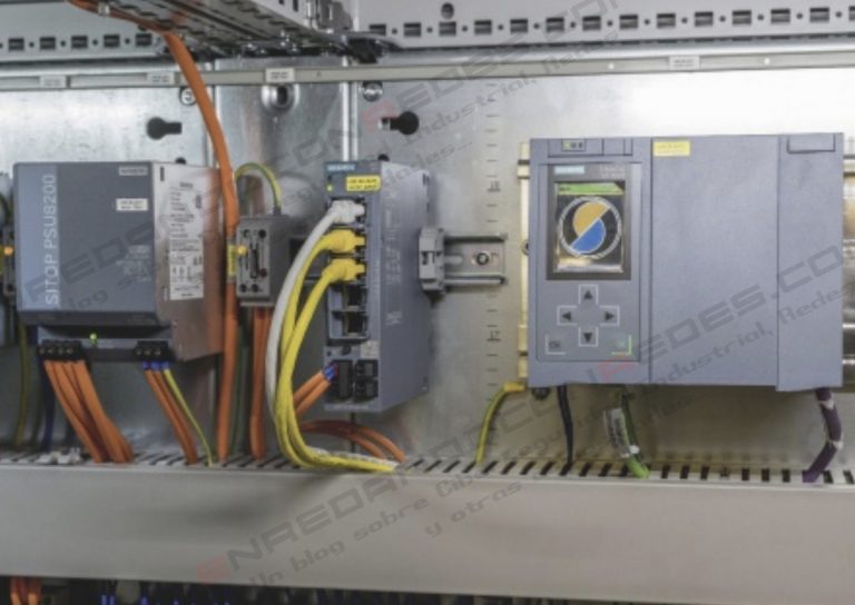 Enredando con redes ...SIEMENS SCALANCE S615, firewall para protección ...